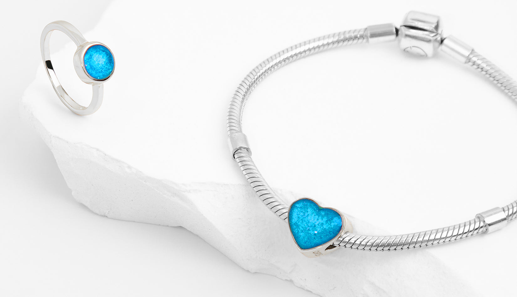 Ashes & Hair Necklaces | Ashes Pendants | Free UK Delivery