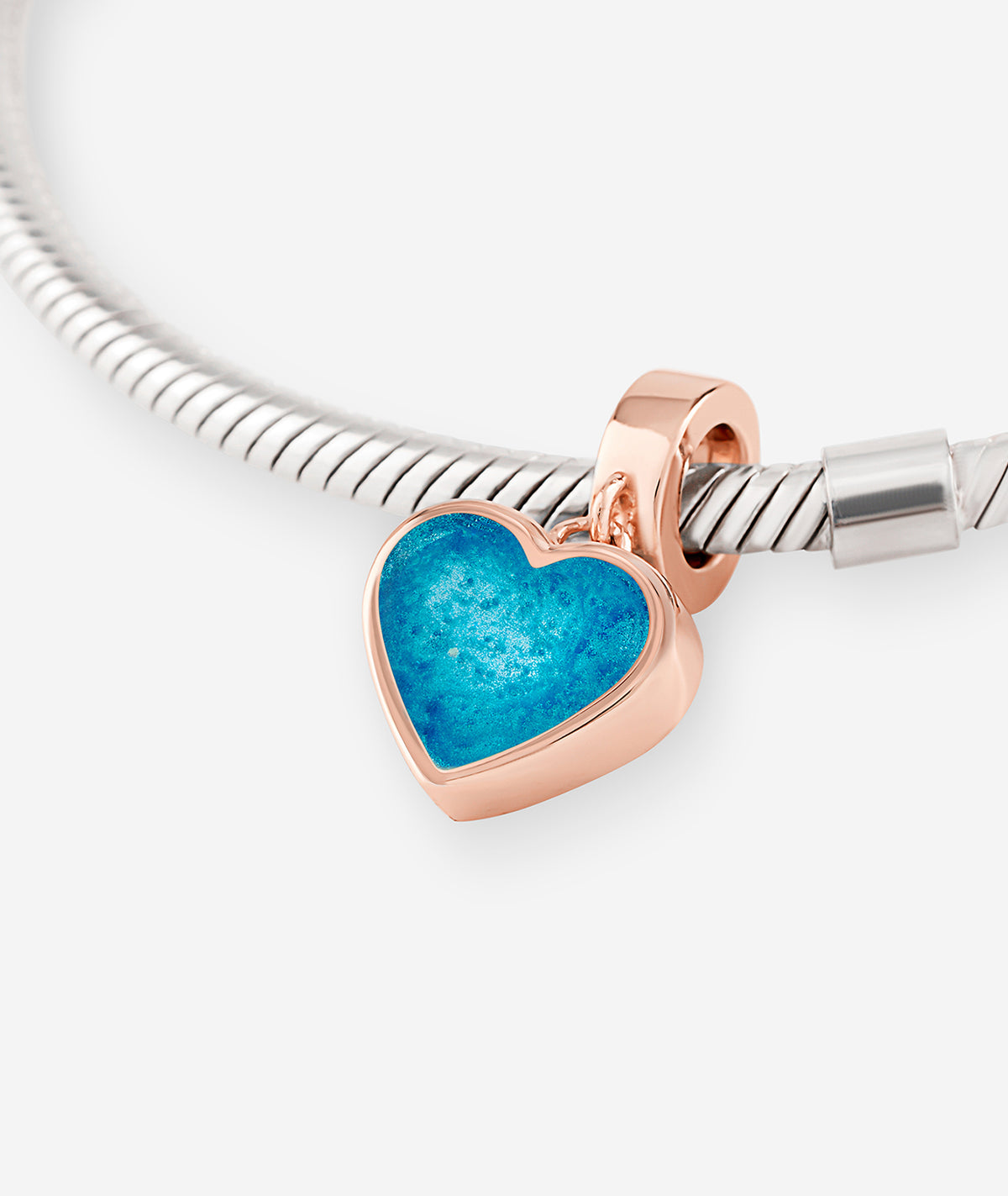 Featherlings: Handcrafted Ashes & Photo Memorial Jewellery